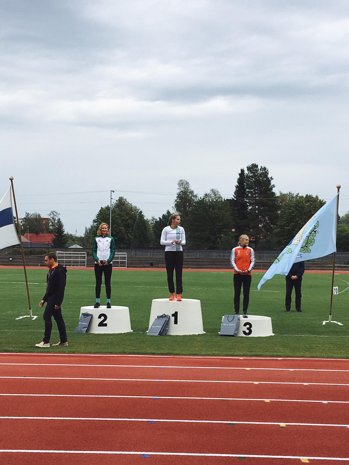 Amanda Liljendals tredje raka FM guld i mångkamp, Linus Henriksson och ...
